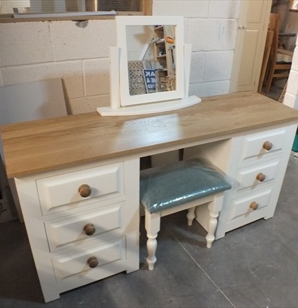 Hampshire Painted Double Dressing Table - Ivory
